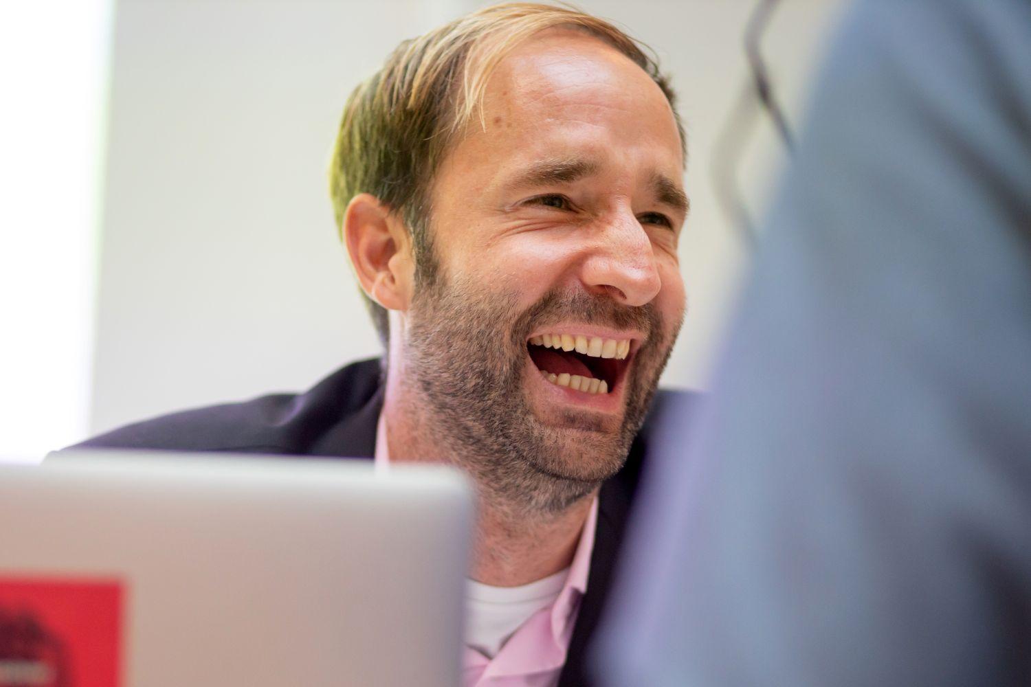 Philipp Ruch verteidigt Störung des Sommerinterviews mit AfD-Chefin ...